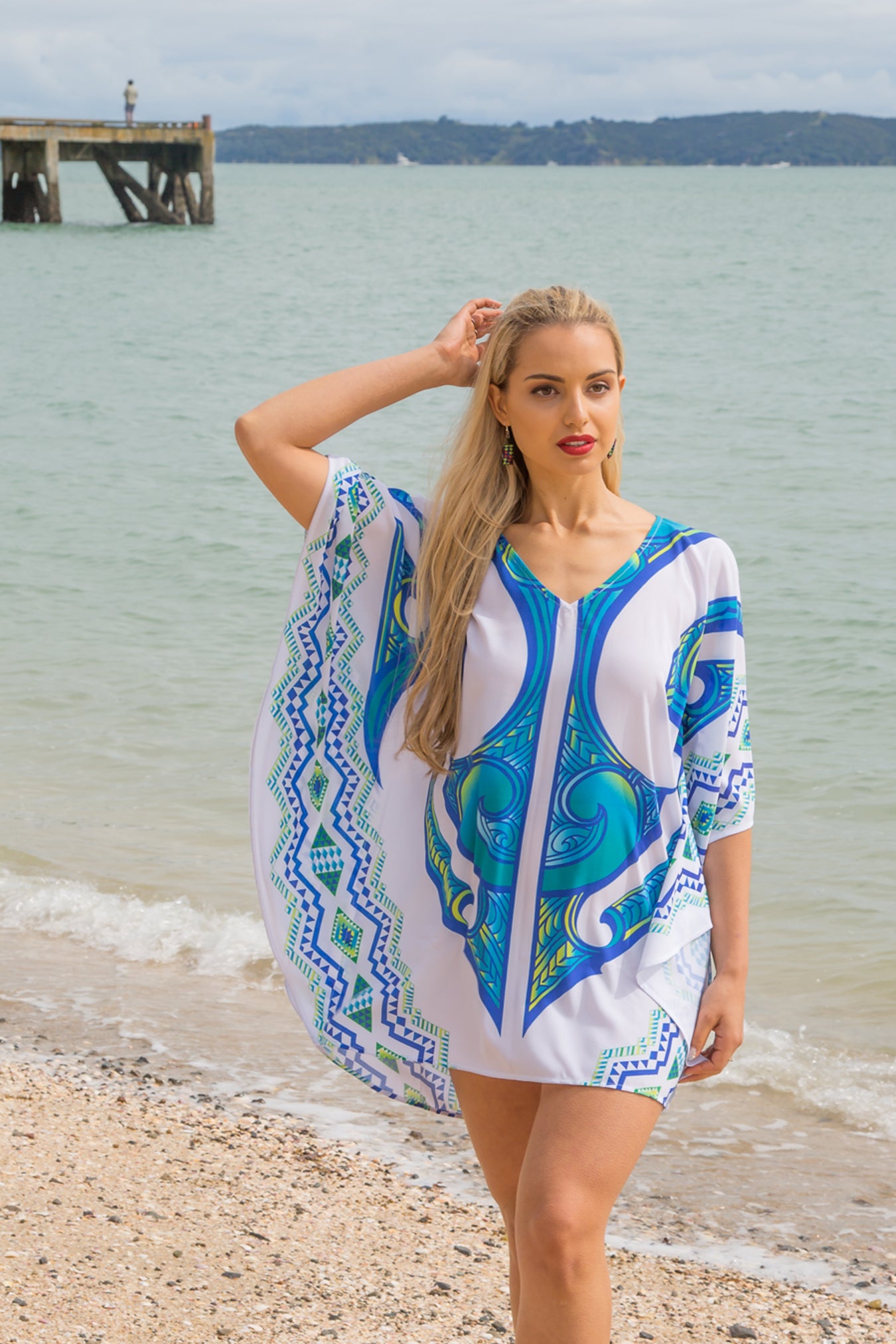 KOWHAIWHAI KAFTAN - WHITE – Hardout Kiwi Māori Fashion